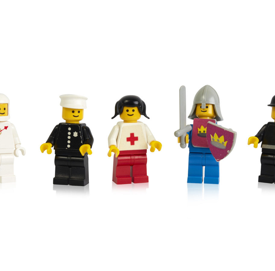 LEGO celebrates 40 years of the Minifigure with neat infographic - GEEKSPIN
