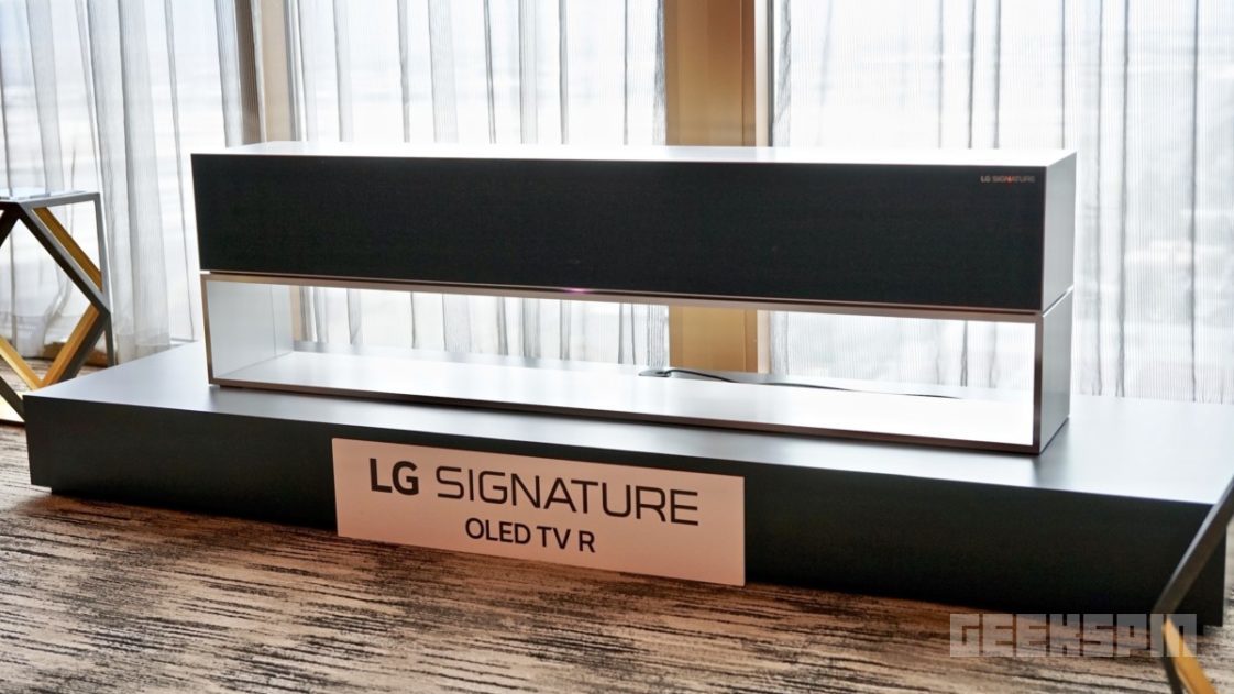 LG debuts the world’s first rollable OLED TV - GEEKSPIN